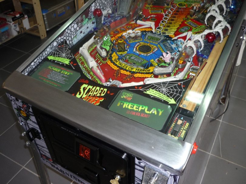 Scared Stiff Side Art now applied…. – Pinball PT