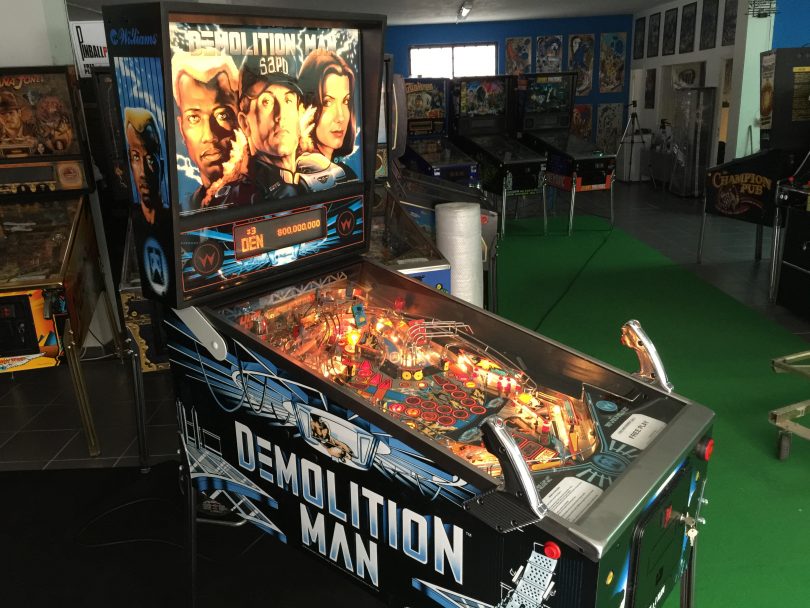 Demolition Man in all it’s glory! – Pinball PT