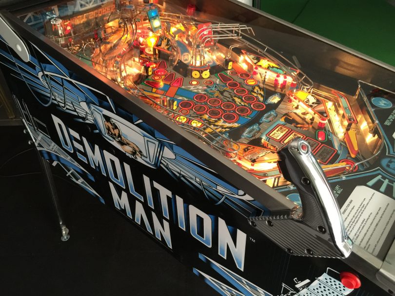 Demolition Man in all it’s glory! – Pinball PT