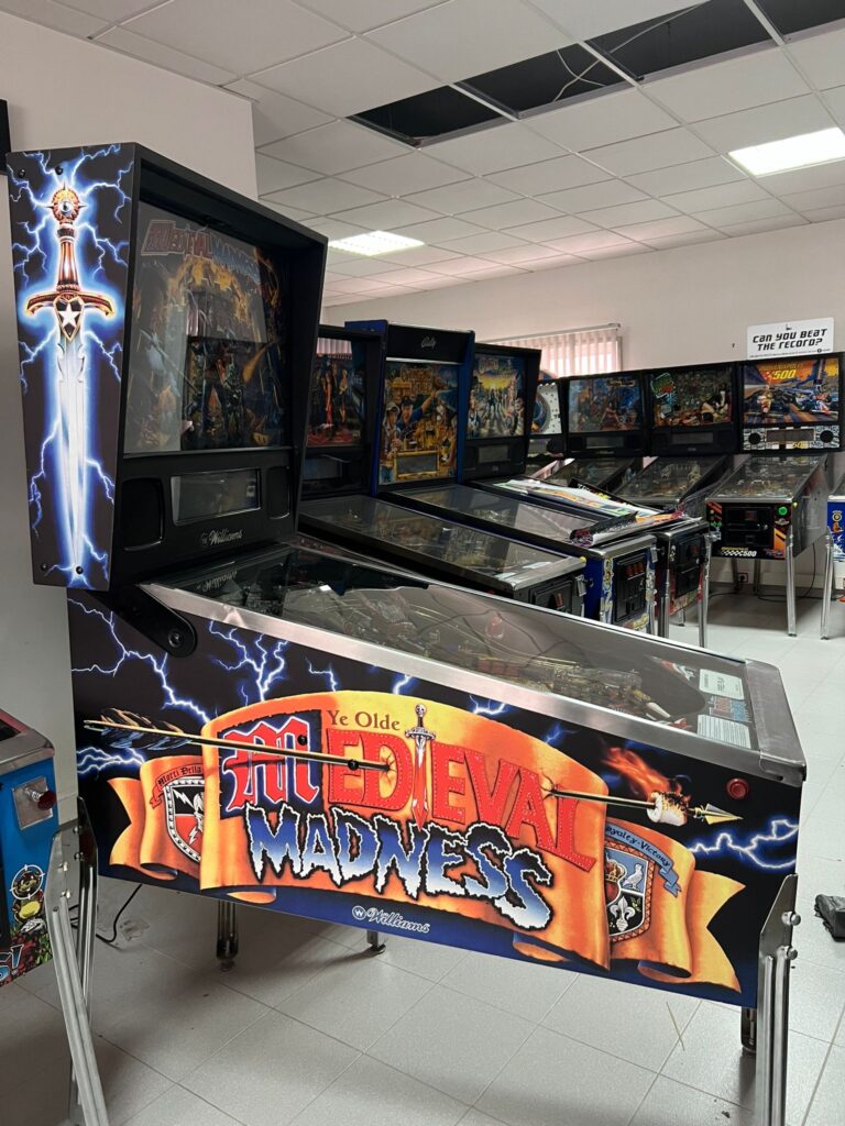 Pinball PT – Unique Complete WMS WPC Collection, Restoration and Mods